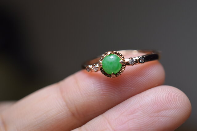 SR3-150 美品 ミャンマー産 天然 本翡翠 リング 指輪 フリーサイズ 金属アレルギー対応 | iichi 日々の暮らしを心地よくするハンドメイドやアンティークのマーケットプレイス