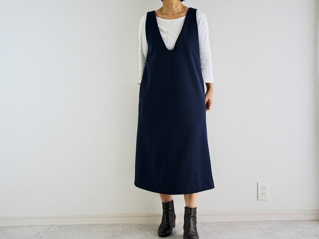 Vネックストレッチジャンパースカート No.296 | iichi 日々の暮らしを心地よくするハンドメイドやアンティークのマーケットプレイス