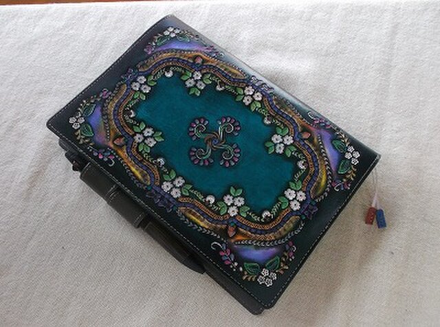 ほぼ日手帳カズン対応 A5サイズ手帳カバー レザー 刻印＆拭き染め | iichi 日々の暮らしを心地よくするハンドメイドやアンティークのマーケットプレイス