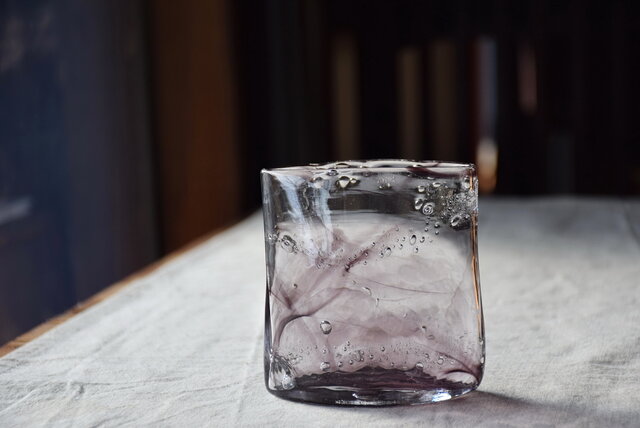 konoha花瓶のくろ | iichi 日々の暮らしを心地よくするハンドメイドやアンティークのマーケットプレイス