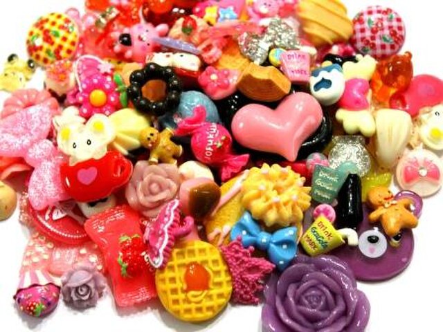 ★在庫処分！【プラパーツ100個】toku456 | iichi 日々の暮らしを心地よくするハンドメイドやアンティークのマーケットプレイス