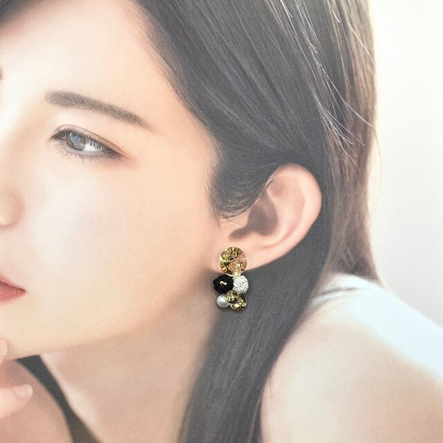 イヤリングorピアス★0048 | iichi 日々の暮らしを心地よくするハンドメイドやアンティークのマーケットプレイス