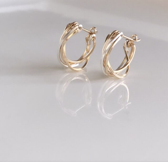 14kgf×silver925 diagonal キャッチレス ピアス 3連 | iichi 日々の暮らしを心地よくするハンドメイドやアンティークのマーケットプレイス