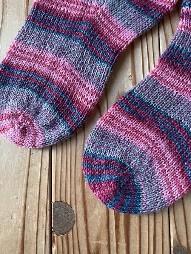 No.1390 うつぼソックス201匹め | iichi 日々の暮らしを心地よくするハンドメイドやアンティークのマーケットプレイス