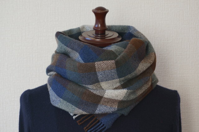 手織り カシミヤストール 【cs-hb-02】 | iichi 日々の暮らしを心地よくするハンドメイドやアンティークのマーケットプレイス