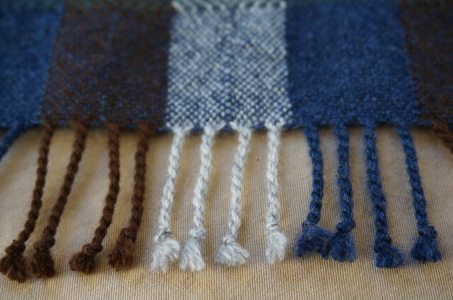 手織り カシミヤストール 【cs-hb-02】 | iichi 日々の暮らしを心地よくするハンドメイドやアンティークのマーケットプレイス