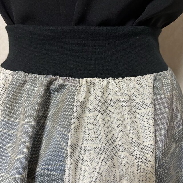 大島のリブフレアースカート 寒の内 | iichi 日々の暮らしを心地よくするハンドメイドやアンティークのマーケットプレイス