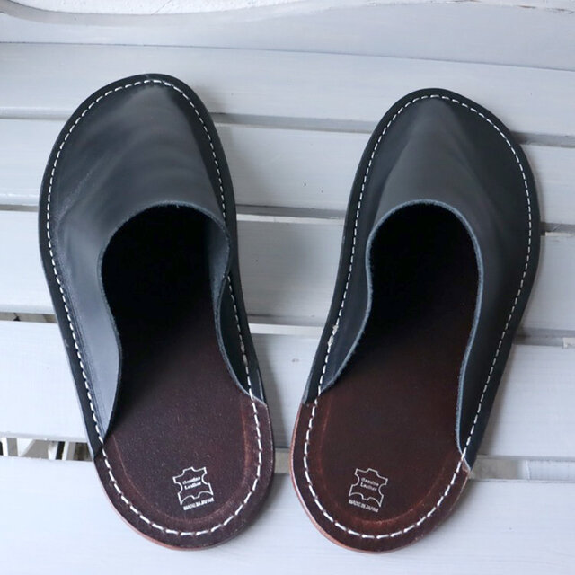 Mサイズ 16％off ハンドメイド オールレザー 革底 スリッパ 1262 | iichi 日々の暮らしを心地よくするハンドメイドやアンティークのマーケットプレイス