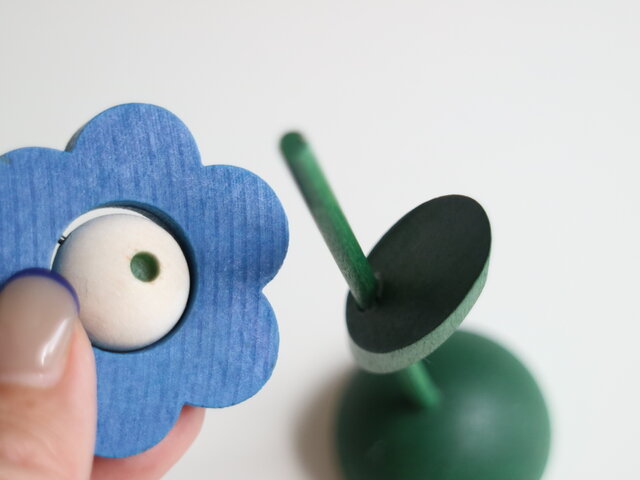 【H様ご成約品】aarikka アーリッカ / お花のオブジェ ブルー | iichi 日々の暮らしを心地よくするハンドメイドやアンティークのマーケットプレイス