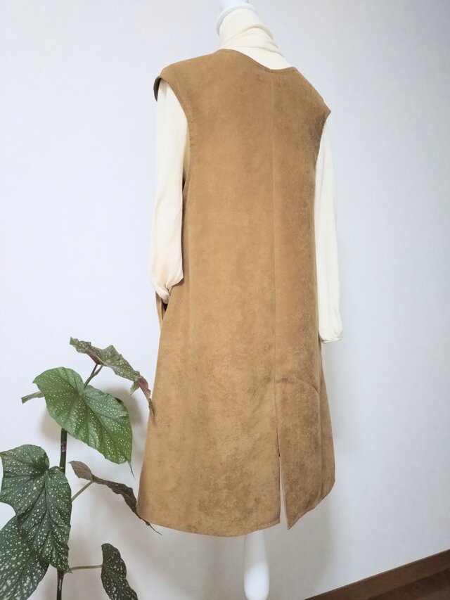 フワサラ手触りのコーデュロイ。しっとりロングのジャンパースカート。CST−206 | iichi 日々の暮らしを心地よくするハンドメイドやアンティークのマーケットプレイス