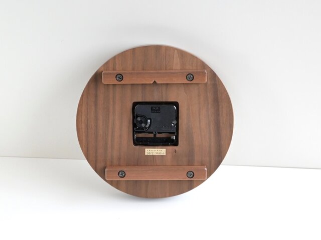 直径20cm 掛け時計 ｳｫｰﾙﾅｯﾄ【2412】 | iichi 日々の暮らしを心地よくするハンドメイドやアンティークのマーケットプレイス