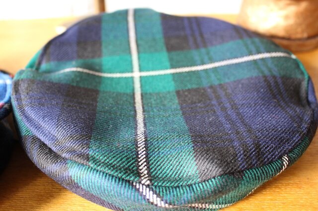 BERET ﾀｰﾀﾝﾁｪｯｸ c/#ｸﾞﾘｰﾝ | iichi 日々の暮らしを心地よくするハンドメイドやアンティークのマーケットプレイス