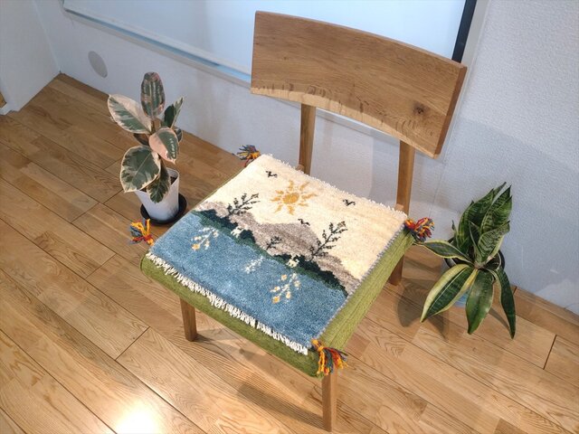 ペルシャ ギャッベ ミニマット 42x40cm 太陽 山 湖 ランドスケープ | iichi 日々の暮らしを心地よくするハンドメイドやアンティークのマーケットプレイス