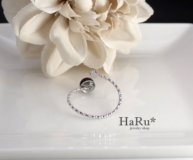 サージカルステンレスリング（オニキス＆ジルコニア）フリーサイズ*R29 | iichi 日々の暮らしを心地よくするハンドメイドやアンティークのマーケットプレイス