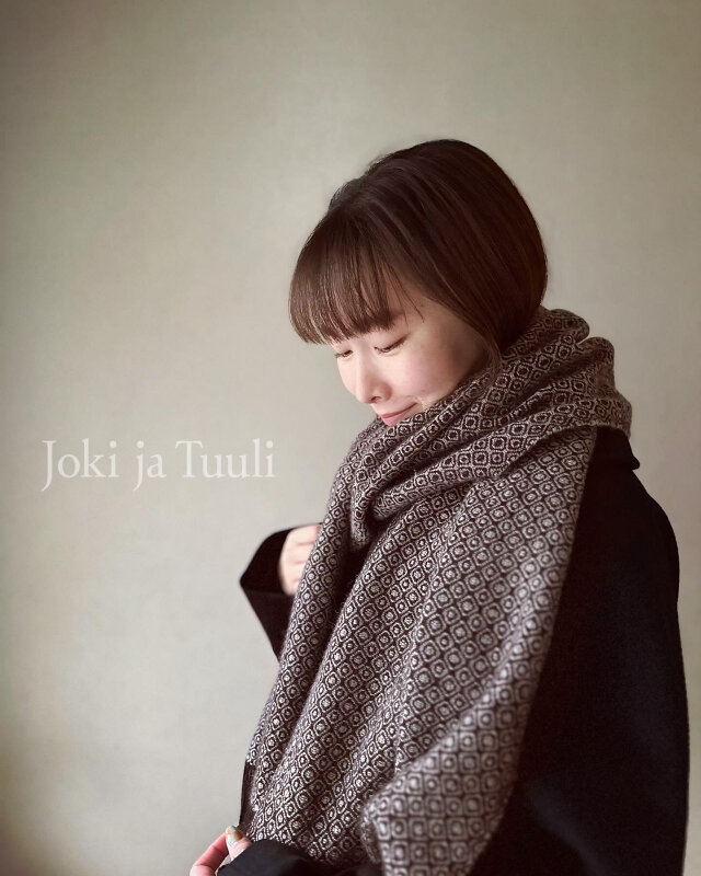 手織りカシミヤ×ヤクマフラー ダークブラウン | iichi 日々の暮らしを心地よくするハンドメイドやアンティークのマーケットプレイス