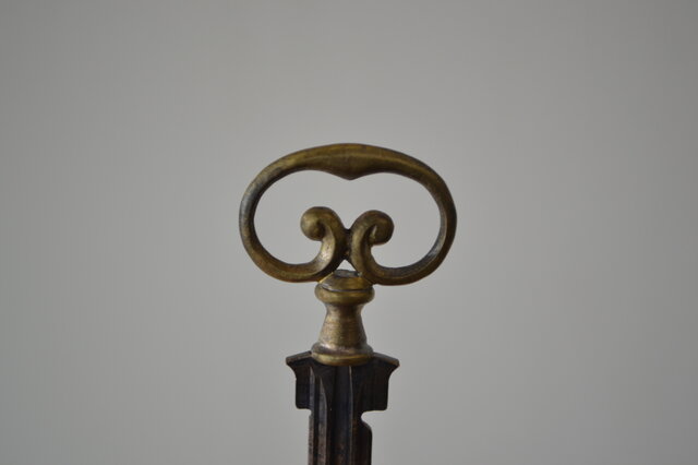 custom key vintage2 | iichi 日々の暮らしを心地よくするハンドメイドやアンティークのマーケットプレイス