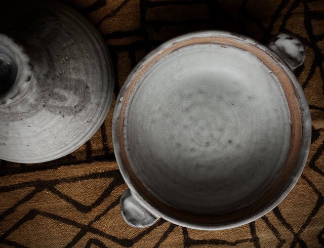 タジン鍋 | iichi 日々の暮らしを心地よくするハンドメイドやアンティークのマーケットプレイス