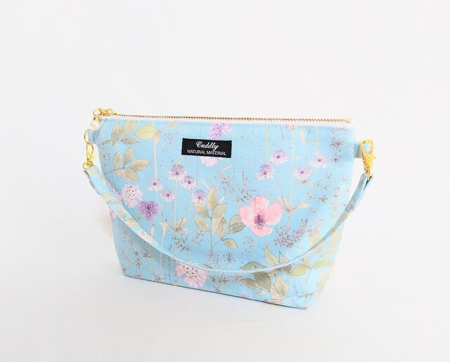 リバティイルマミントの2Wayポーチ | iichi 日々の暮らしを心地よくするハンドメイドやアンティークのマーケットプレイス