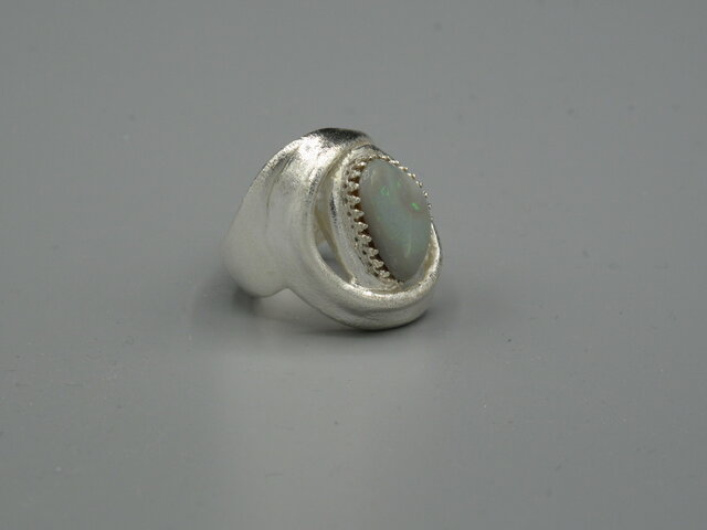 遙か彼方の宇宙より | iichi 日々の暮らしを心地よくするハンドメイドやアンティークのマーケットプレイス