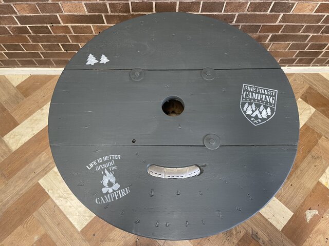 在庫あり 即納 hotaru ドラムテーブル テーブル リビング BBQ カーキ ホワイト ステンシル キャスター | iichi 日々の暮らしを心地よくするハンドメイドやアンティークの ...