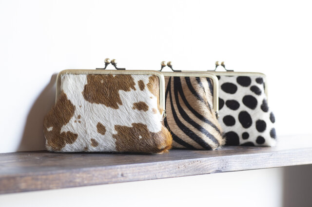 ハラコ がま口ポーチ ゼブラ×ブラック カードケース付き コインケース ハラコ×牛革 aw-28nch | iichi 日々の暮らしを心地よくするハンドメイドやアンティークのマーケットプレイス