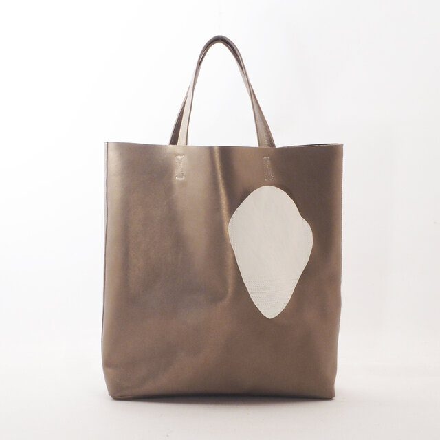 ＜sample即納＞patch bagM（gold,white）/本革/牛革/ハンドバッグ/HB050 | iichi 日々の暮らしを心地よくするハンドメイドやアンティークのマーケットプレイス