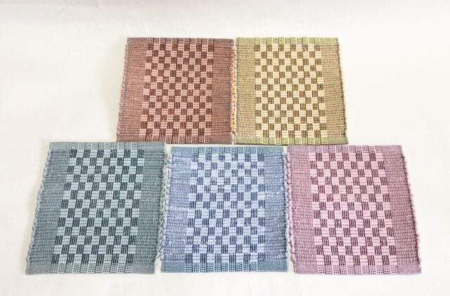 裂き織り 彩々コースター☆彡パステルファイブ（2タイプ） | iichi 日々の暮らしを心地よくするハンドメイドやアンティークのマーケットプレイス