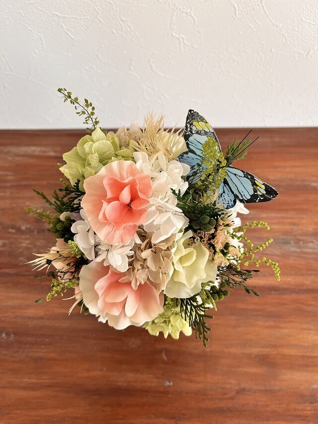 【スイートピーと蝶々】 L ピンク | iichi 日々の暮らしを心地よくするハンドメイドやアンティークのマーケットプレイス