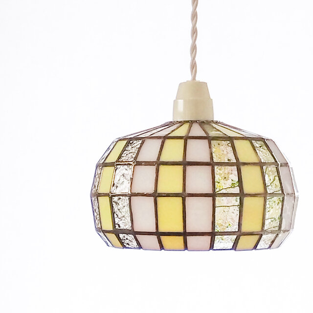 しましま＊ぷっくりフォルムのペンダントライト E26大きい電球用 | iichi 日々の暮らしを心地よくするハンドメイドやアンティークのマーケットプレイス