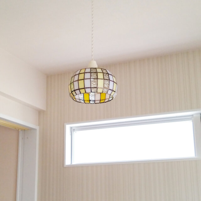 しましま＊ぷっくりフォルムのペンダントライト E26大きい電球用 | iichi 日々の暮らしを心地よくするハンドメイドやアンティークのマーケットプレイス