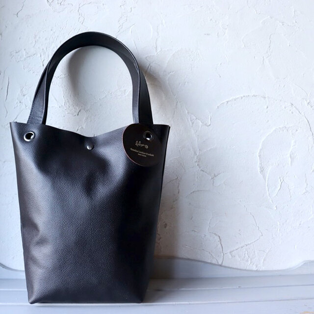 【期間限定】値下 軽量 クシャ 型押し 縦型 男女兼用 革 ハンドメイド1291 | iichi 日々の暮らしを心地よくするハンドメイドやアンティークのマーケットプレイス