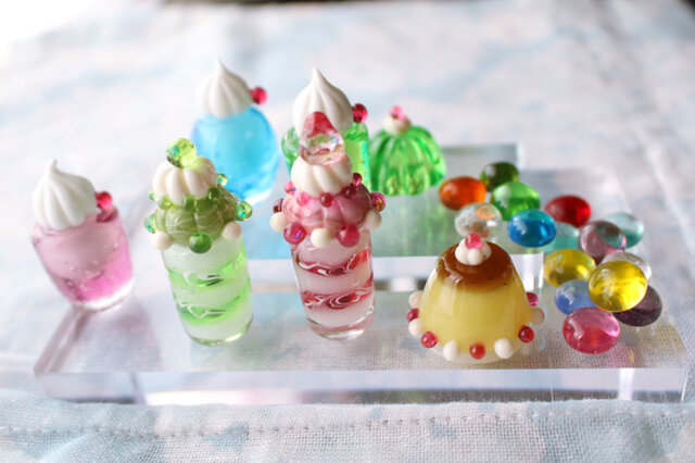 ガラスのミニチュア喫茶③ レトロ喫茶 | iichi 日々の暮らしを心地よくするハンドメイドやアンティークのマーケットプレイス