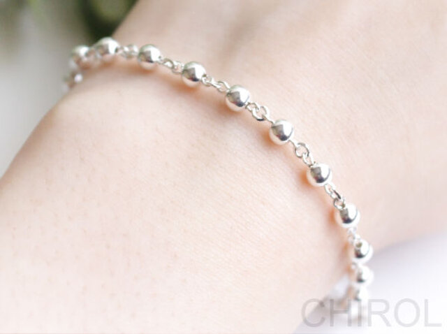 Silver ラウンドビーズ ブレスレット(4mm) / SV925 | iichi 日々の暮らしを心地よくするハンドメイドやアンティークのマーケットプレイス