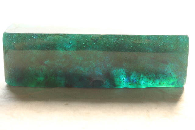 ガラス製 文具 小さな ペーパーウェイト 文鎮 其の壱 | iichi 日々の暮らしを心地よくするハンドメイドやアンティークのマーケットプレイス