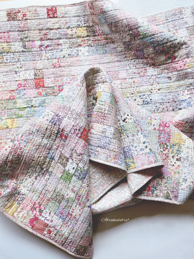 Liberty パッチワーク& FelicitiブランケットL( pink ) | iichi 日々の暮らしを心地よくするハンドメイドやアンティークのマーケットプレイス