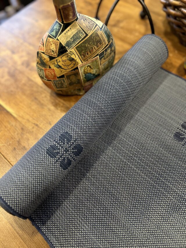 夏 本塩沢紬 反物 | iichi 日々の暮らしを心地よくするハンドメイドやアンティークのマーケットプレイス