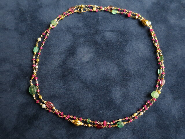 K18 Antique stone ・Ruby・goldbeads Necklace | iichi 日々の暮らしを心地よくするハンドメイドやアンティークのマーケットプレイス