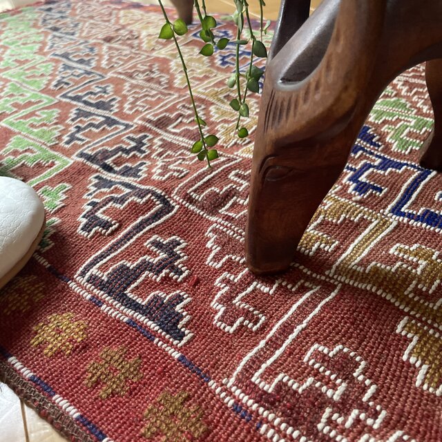 52×114 キリム ジジム織 くすみアースカラー トルコヴィンテージラグ | iichi 日々の暮らしを心地よくするハンドメイドやアンティークのマーケットプレイス