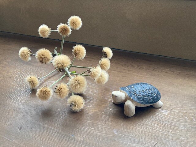 かめさんの添配・約 9.5 cm | iichi 日々の暮らしを心地よくするハンドメイドやアンティークのマーケットプレイス