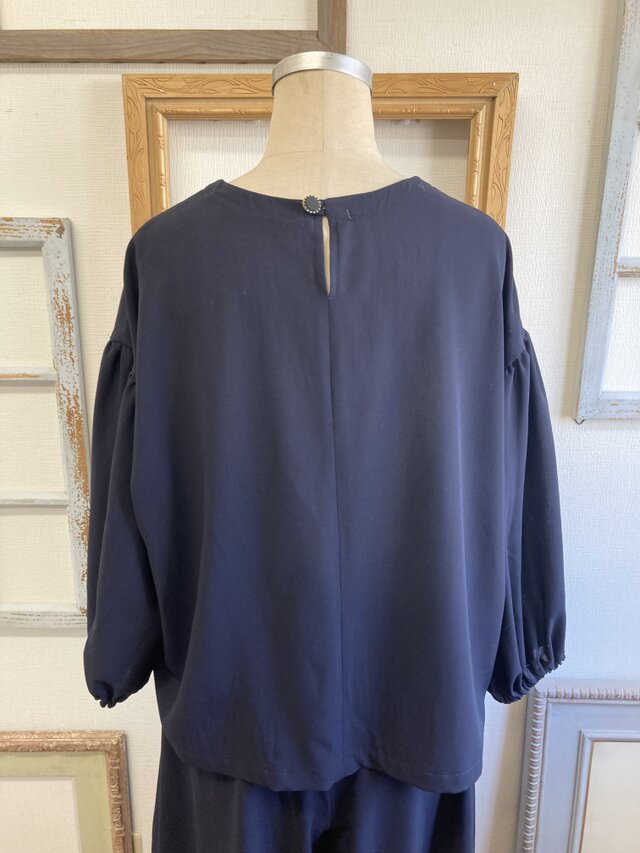 大人セットアップ ️ふんわり袖ブラウス＆リボン付きワイドパンツ ネイビー（サイズフリー L〜 L L） | iichi 日々の暮らしを心地よくするハンドメイドやアンティークのマーケットプレイス