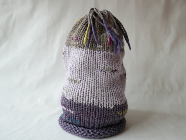 knit cap 「Gladiolus」 | iichi 日々の暮らしを心地よくするハンドメイドやアンティークのマーケットプレイス