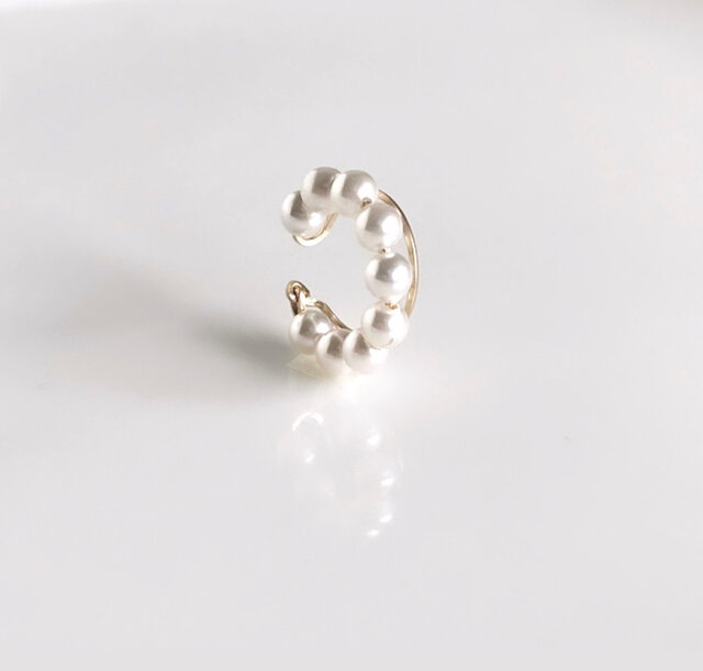 14kgf pearl hoop 4mm イヤーカフ 2連 | iichi 日々の暮らしを心地よくするハンドメイドやアンティークのマーケットプレイス