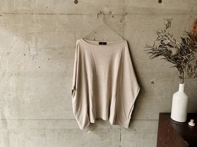 Linen Pullover (natural) | iichi 日々の暮らしを心地よくするハンドメイドやアンティークのマーケットプレイス