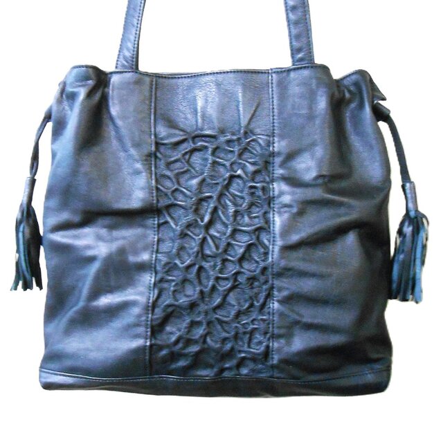 シャーリングタウントートバッグ | iichi 日々の暮らしを心地よくするハンドメイドやアンティークのマーケットプレイス