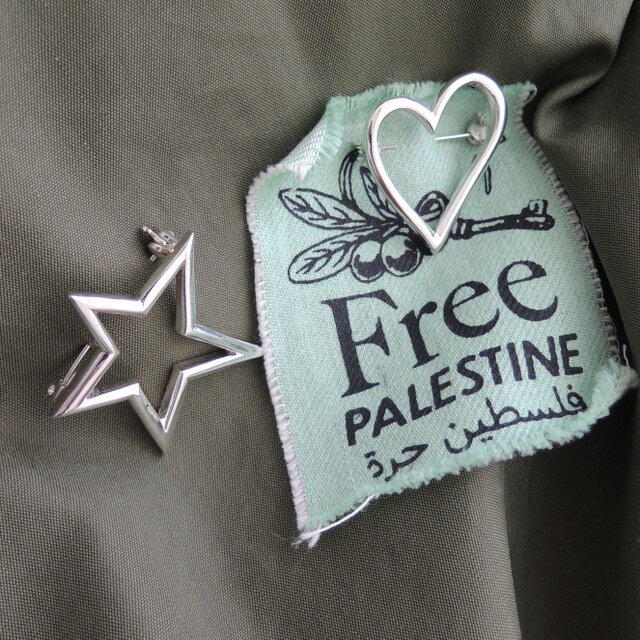 BR_007 star brooch / BR_008 heart brooch | iichi 日々の暮らしを心地よくするハンドメイドやアンティークのマーケットプレイス