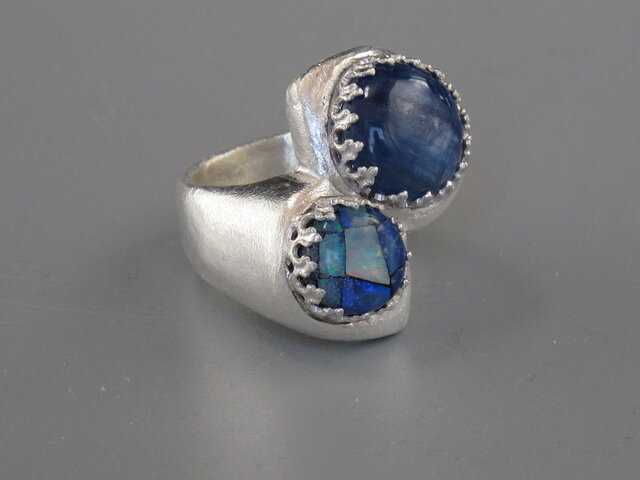 二つ | iichi 日々の暮らしを心地よくするハンドメイドやアンティークのマーケットプレイス