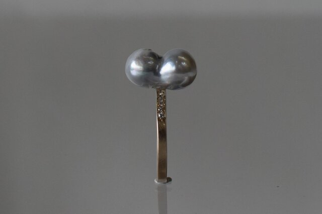 Akoya Twin Ring | iichi 日々の暮らしを心地よくするハンドメイドやアンティークのマーケットプレイス