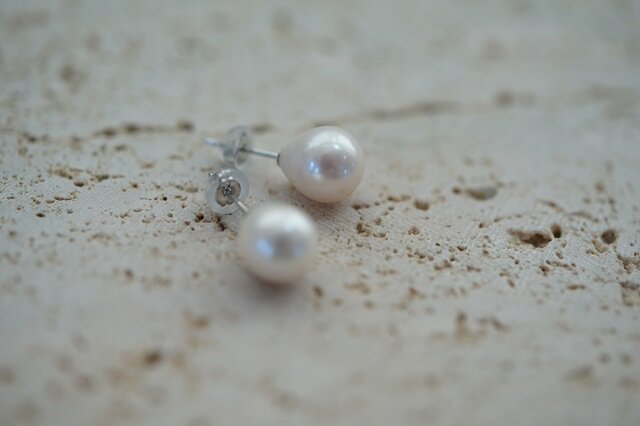 【drop】PT900 淡水パールピアス | iichi 日々の暮らしを心地よくするハンドメイドやアンティークのマーケットプレイス