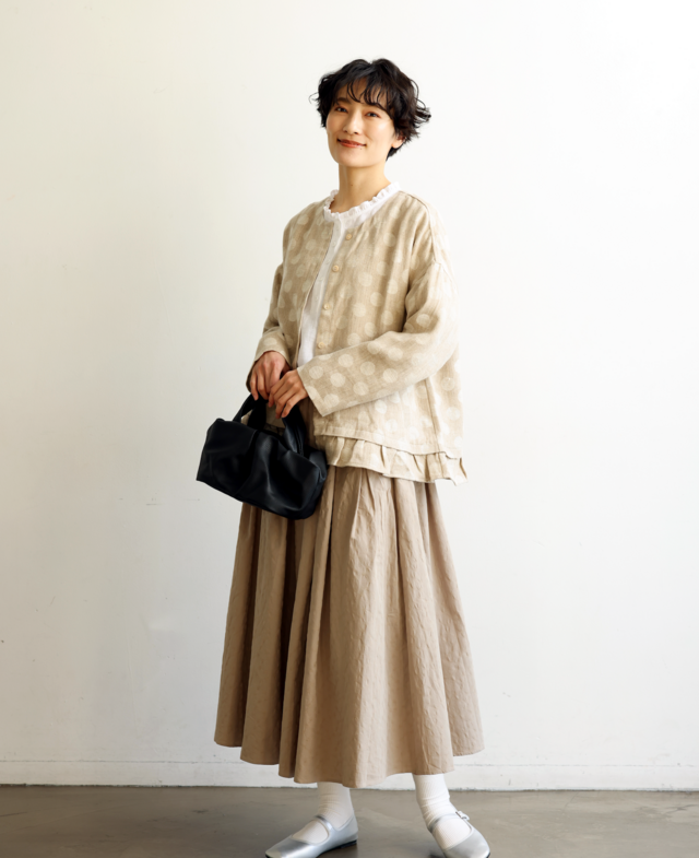 上品ドット裾フリルジャケット 高品質なフランス製リネン100％生地使用 240306-1 | iichi 日々の暮らしを心地よくするハンドメイドやアンティークのマーケットプレイス