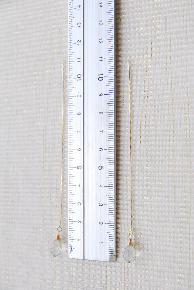 グリーンアメジストのアメリカンピアス 14kgf | iichi 日々の暮らしを心地よくするハンドメイドやアンティークのマーケットプレイス